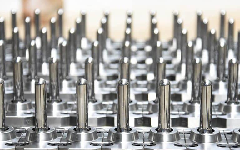 collapsible core mold - YUCO MOLD